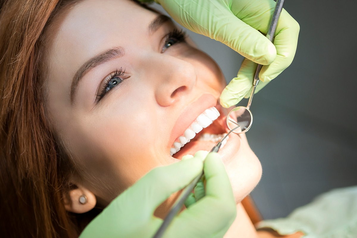 Smile Makeover: Combining Cosmetic Dentistry Treatments for a Complete Transformation - Jacobs ...